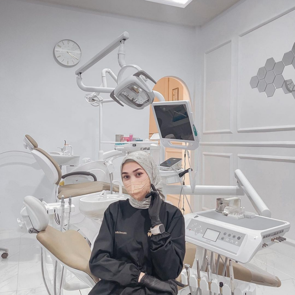 Beranda - Flash Dental